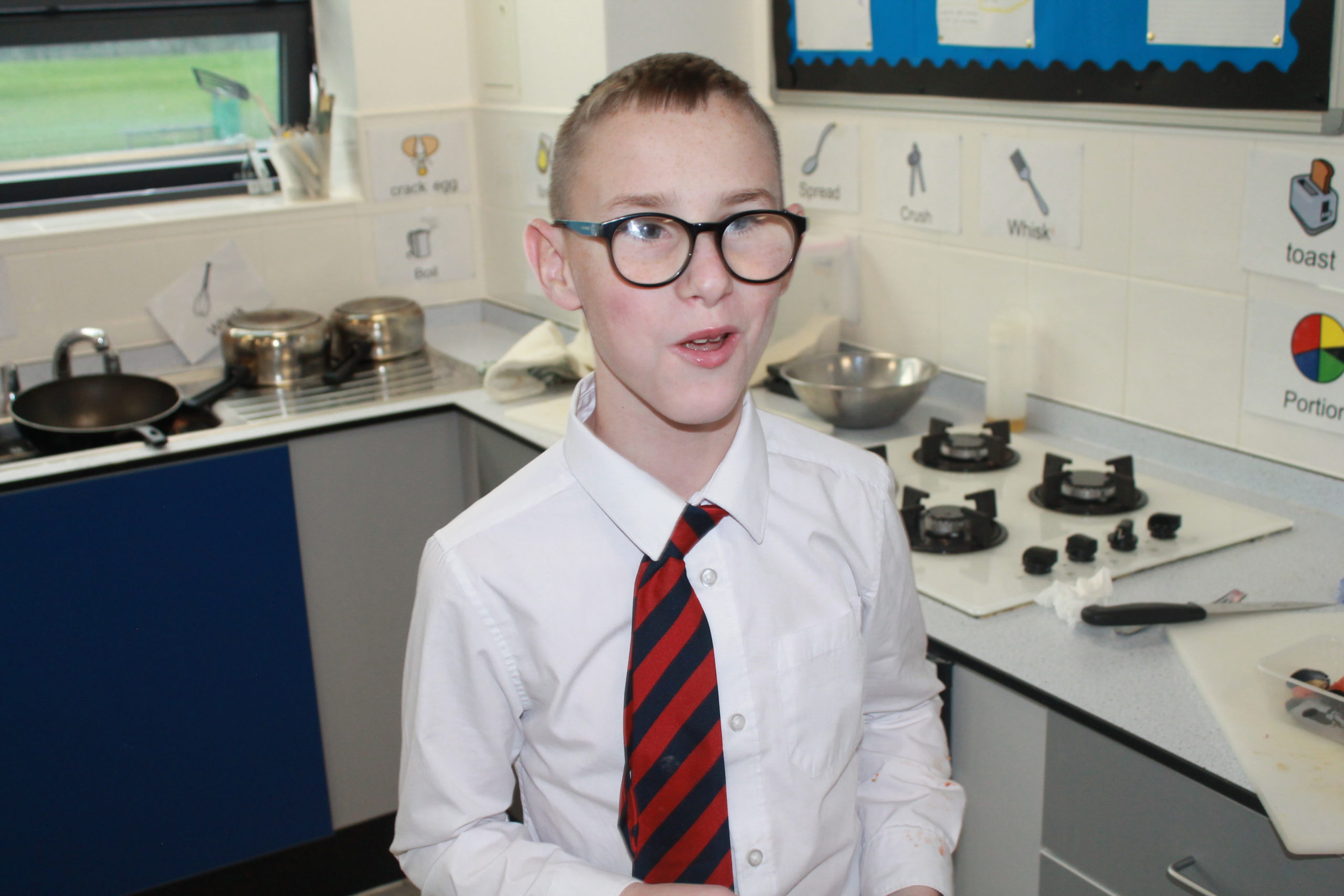 Students Enjoy Cooking with Mussels – St. Benedict's School