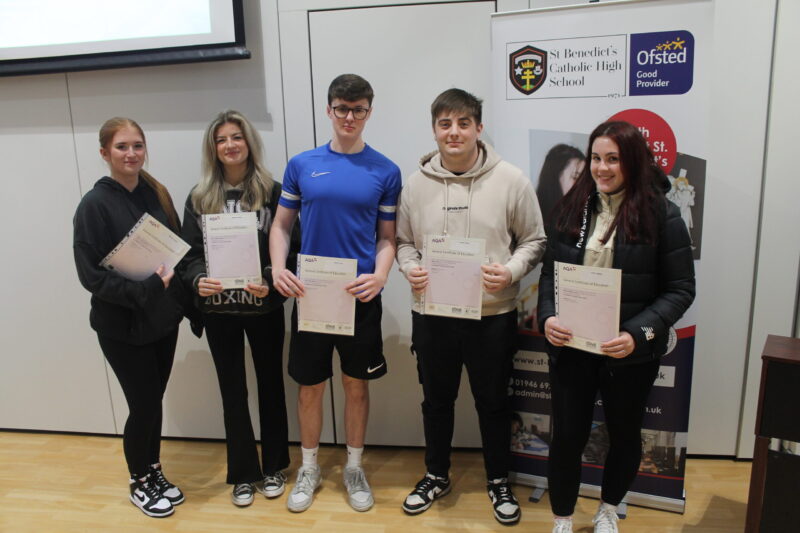 Sixth Form Students Return for Awards Evening – St. Benedict's School